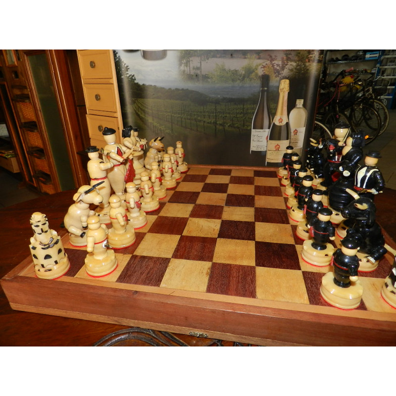Scacchiere in Tagua e legno