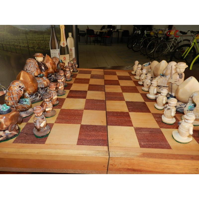 Scacchiere in Tagua e legno