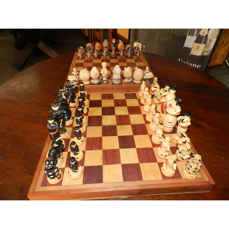 Scacchiere in Tagua e legno