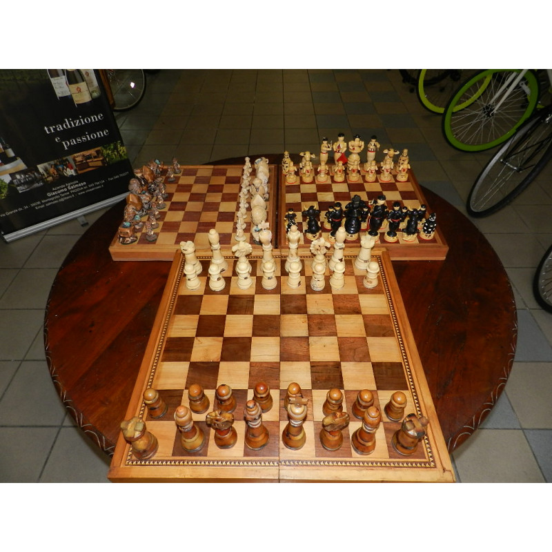 Scacchiere in Tagua e legno